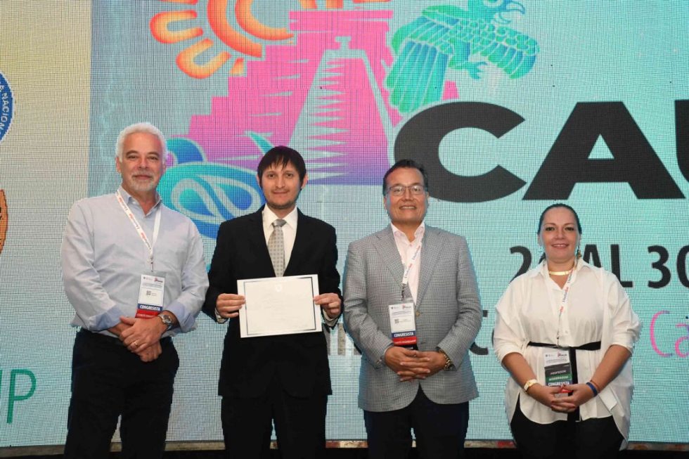 Premian en México a urólogos de la UNA por investigación sobre cáncer ...
